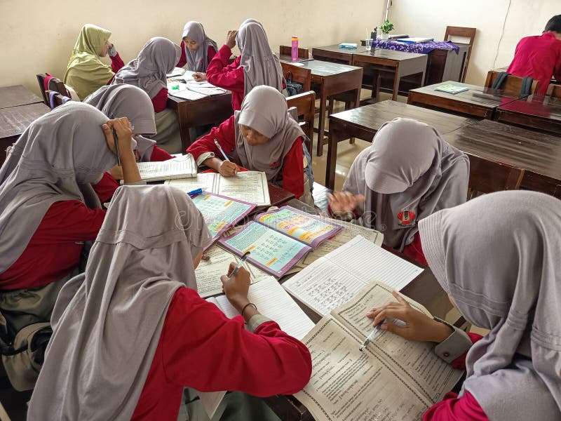 Temple University Classroom Stock Photos - Free & Royalty-Free Stock ...