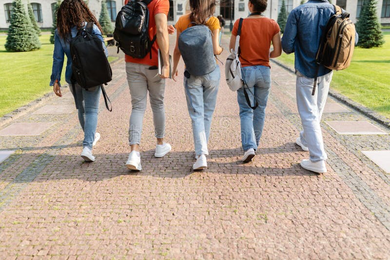 123 University Students Walking Back View Stock Photos - Free & Royalty ...