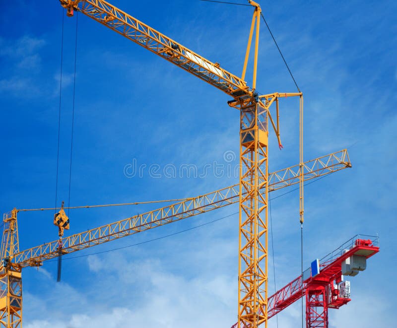 Gru della costruzione immagine stock. Immagine di macchinario - 10244367
