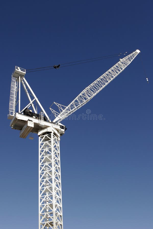 Grue image stock. Image du ciment, construction, complexe - 552993