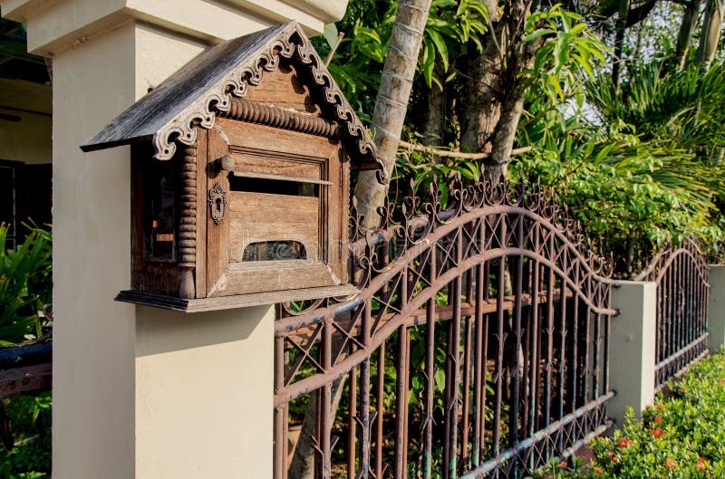 108 Grunge Wooden Mail Box Fence Background Stock Photos - Free ...