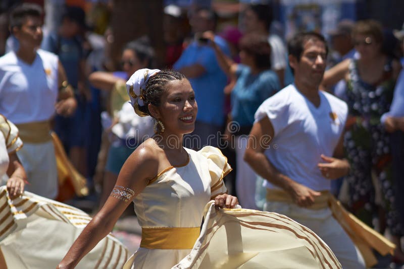 Grupo De La Danza De Afrodescendiente - Arica, Chile Fotografía ...