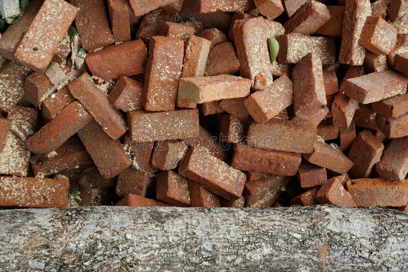 Gruppe roter Backstein stockfoto. Bild von nachrichten - 63144562