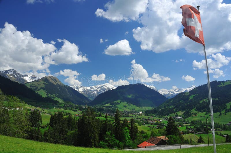 Gstaad imagen de archivo. Imagen de suiza, famoso, recurso - 14692647