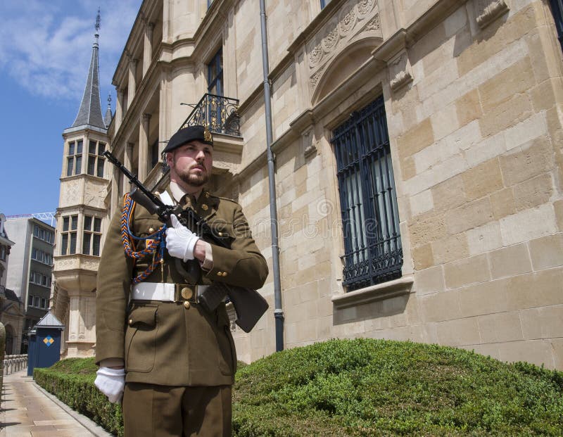 Guard Marching in Front of Palace Editorial Stock Image - Image of ...