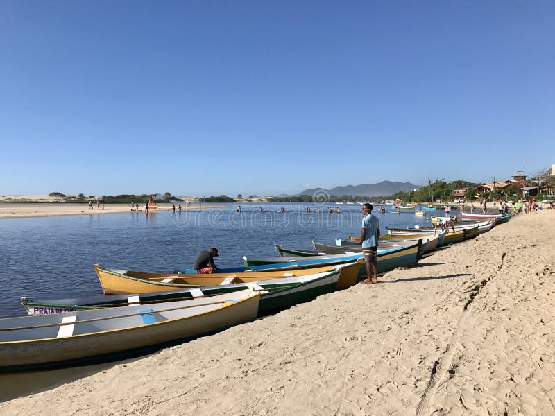Guarda do Embau beach editorial photography. Image of surf - 124115252