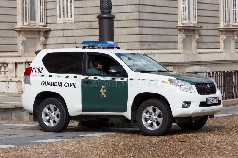Guardia civil en Espagne image éditorial. Image du protection - 49275760