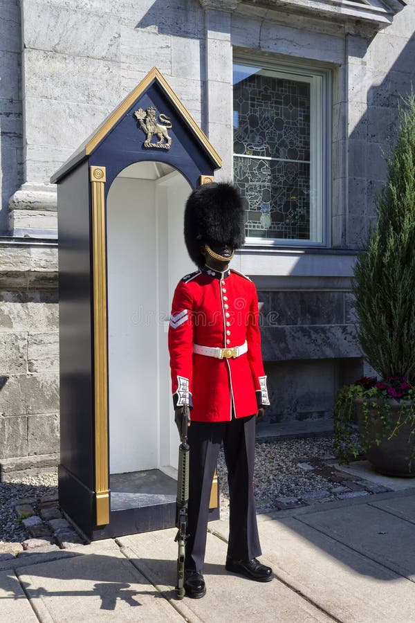 Guardia Ottawa Del Rideau Hall Foto editorial - Imagen de rifle, funda ...