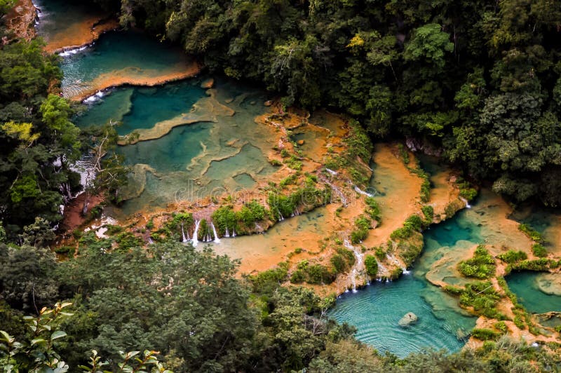Parque Natural Do Monumento De Semuc Champey Em Lanquin Foto de Stock ...