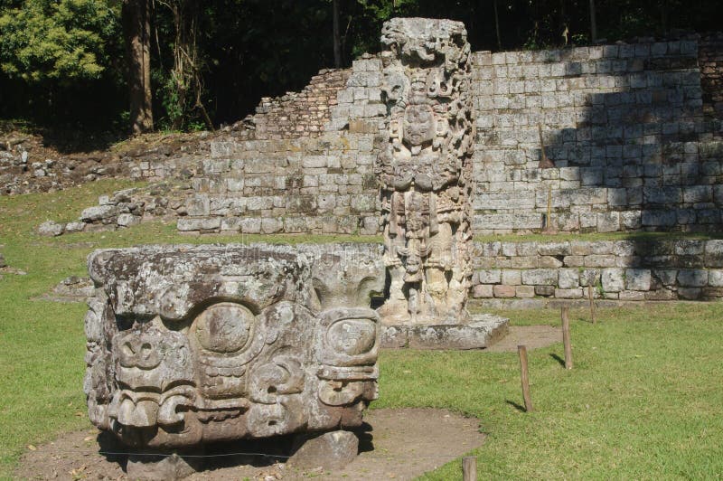 Stela and altar in Copan stock image. Image of governor - 40868687