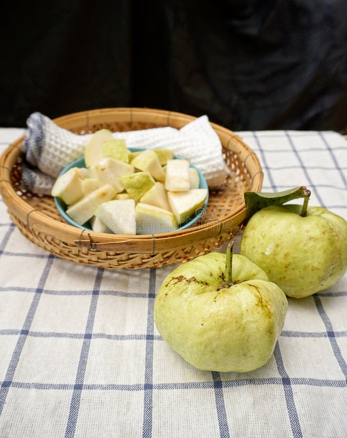 Guava Basket Stock Photos - Download 626 Royalty Free Photos