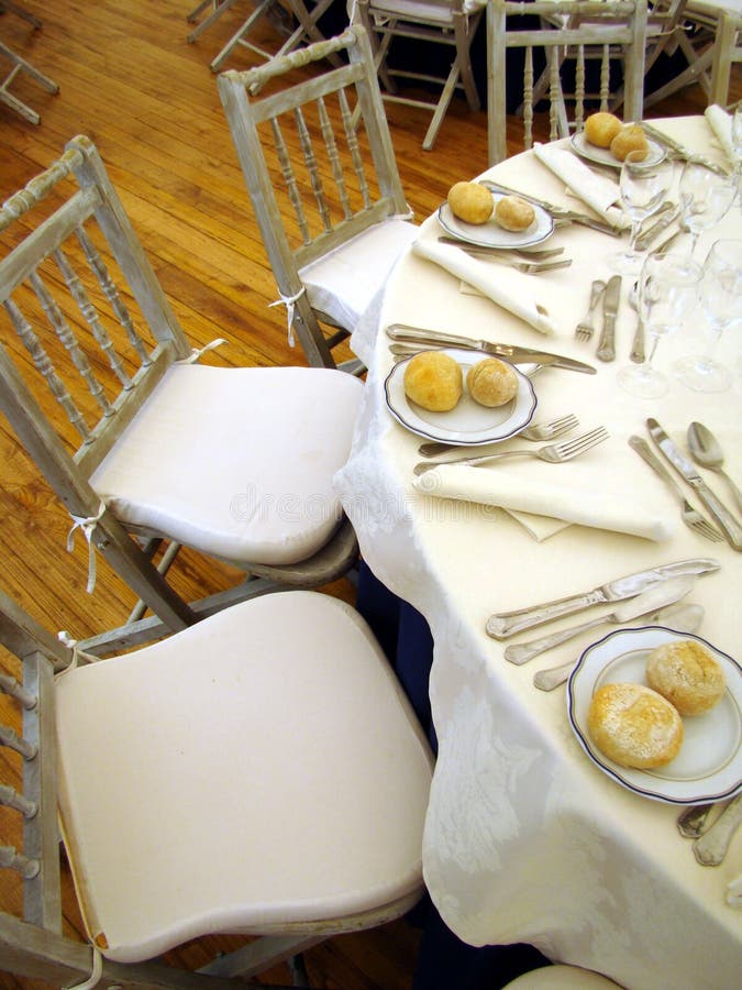 Guests wedding table stock image. Image of rehearsal, food - 4950943