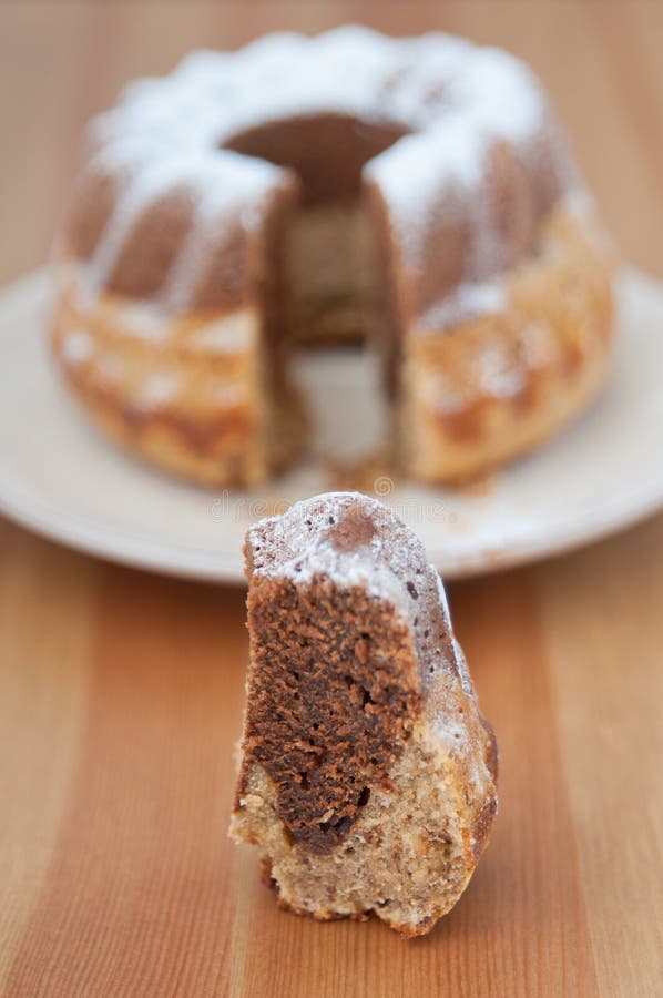 Gugelhupf - German Sponge Cake Stock Image - Image of baked ...