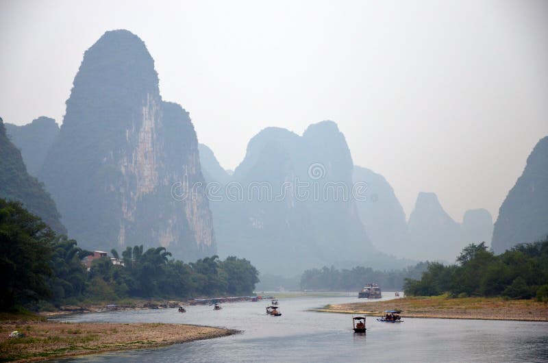 Gui Lin editorial image. Image of china, river, travel - 31853745