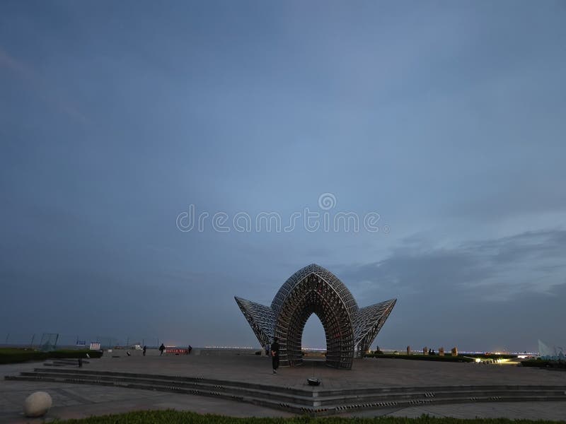 Guide To Fish in Shanghai at Night Stock Photo - Image of park, cloudy ...