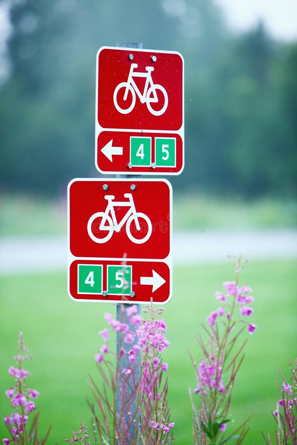 Guidepost stock image. Image of sign, guidepost, white - 17361353