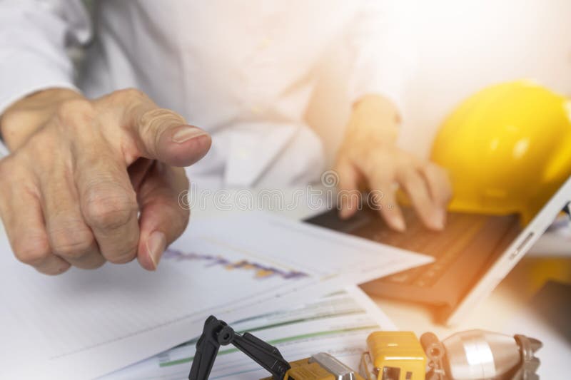 Guiding the Way To Work in Construction Business and Construction ...