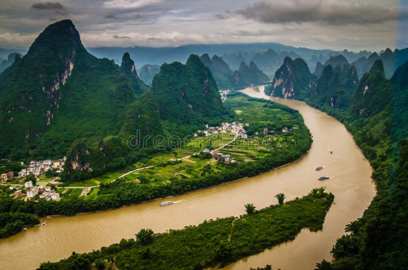 Guilin mountains editorial photography. Image of beautiful - 87675442