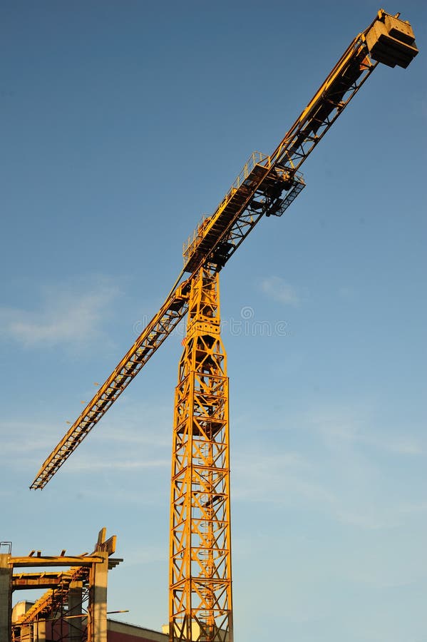 Guindaste isolado foto de stock. Imagem de industrial - 18841614