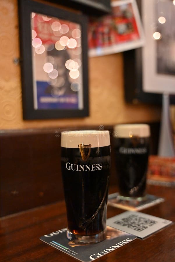 The Guinness beer editorial photography. Image of restaurant - 372054852