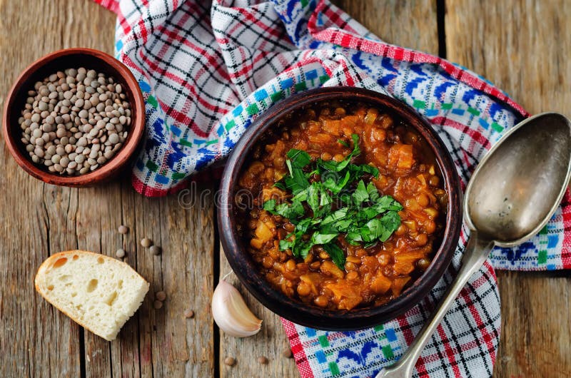 Guisado Da Lentilha Da Couve Imagem de Stock - Imagem de parcela ...