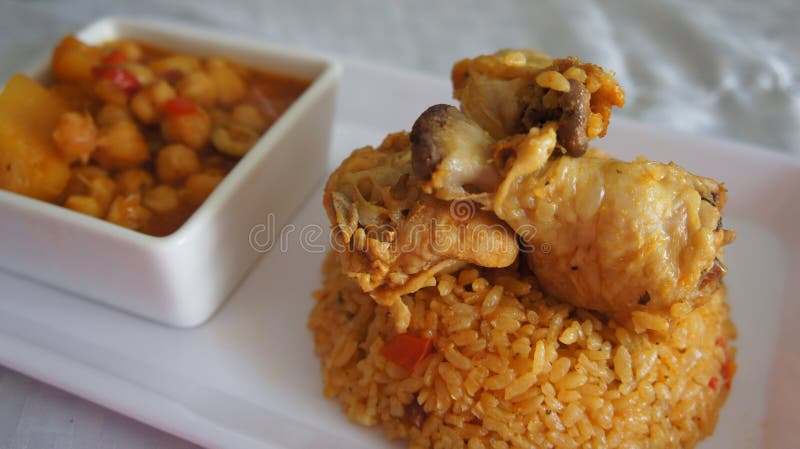 Guisado Y Arroz Del Garbanzo Foto de archivo - Imagen de alimento ...