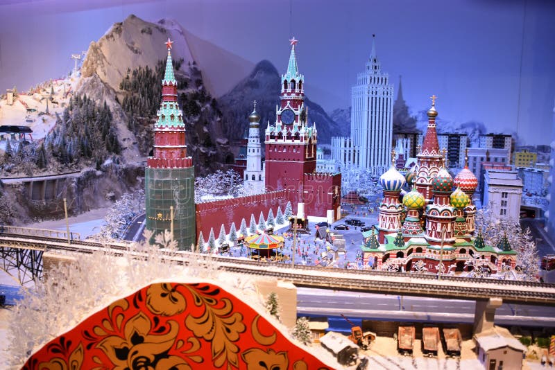 Gulliver`s Gate in Manhattan, New York Editorial Photography - Image of ...