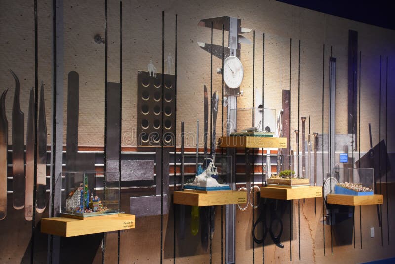 Gulliver`s Gate in Manhattan, New York Editorial Photography - Image of ...