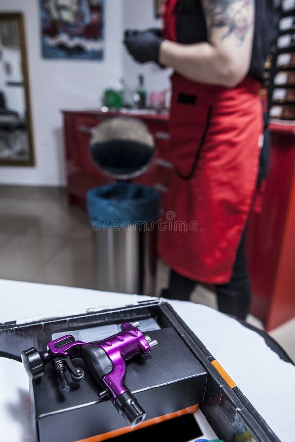 Gun Ink Machine Ready for Use at Tattoo Studio Stock Image - Image of ...