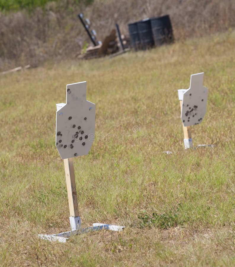 Steel Targets and Flying Clay Stock Image - Image of gray, steel: 94974867