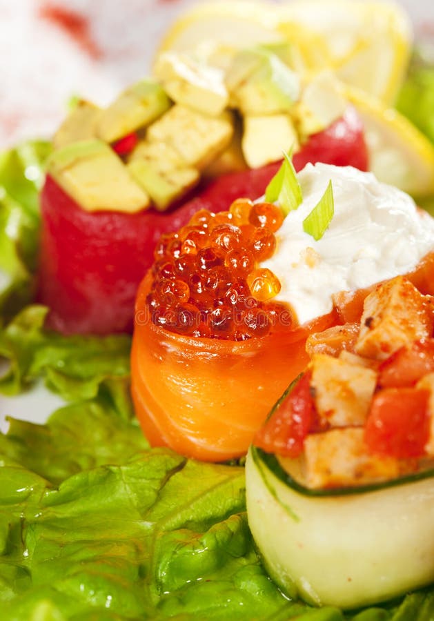 Gunkan Sushi Mini Set stock image. Image of leaf, assorted - 13801817