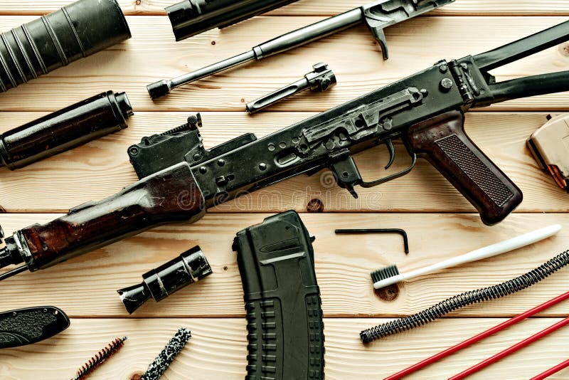 Gunsmith& X27;s Working Table for Gun Cleaning and Maintaining Stock ...