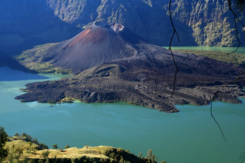 Gunung Rinjani volcano stock image. Image of rock, lombok - 9943565