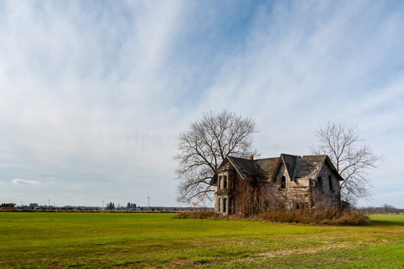Guyitt House Canadas Most Photographed Abandoned House Abandoned House ...