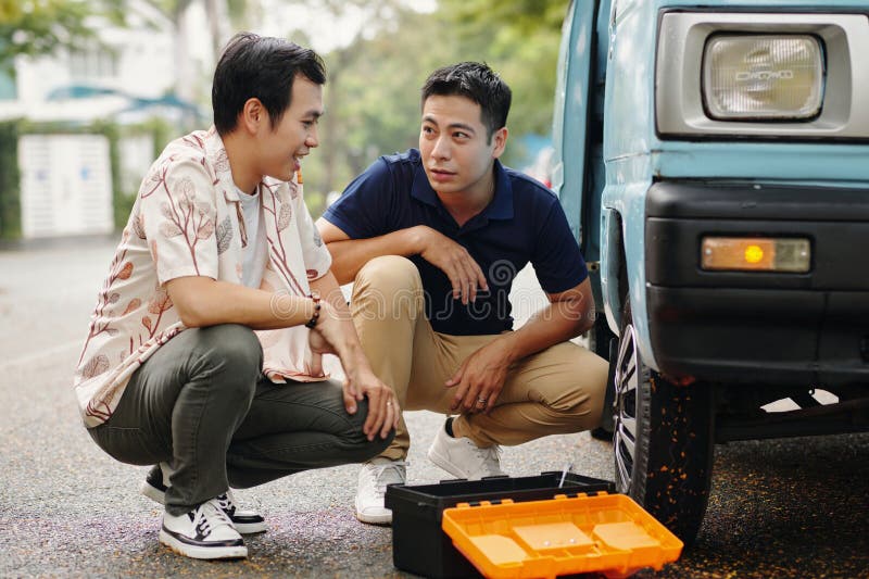 Guys Having Problem with Car Stock Photo - Image of broke, automobile ...
