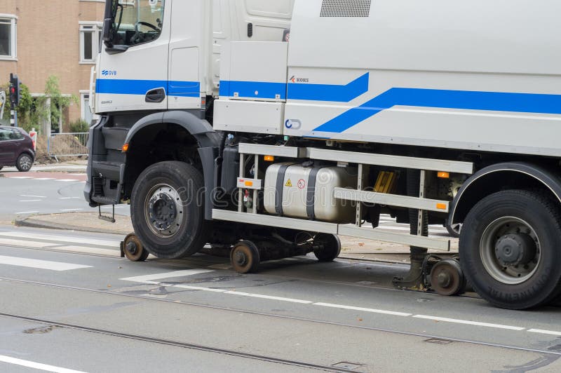 Sweeper Vehicle Cleaning Road Icon Stock Photos - Free & Royalty-Free ...