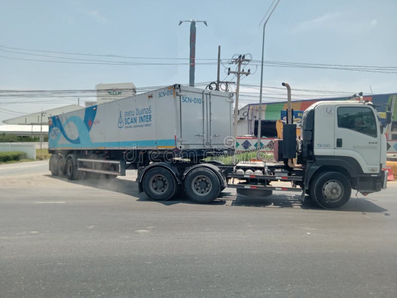 Gxz 360 long tube trailer editorial photo. Image of tube - 268191176