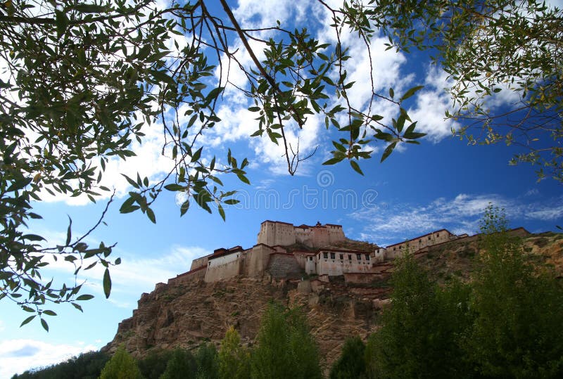 Old Tibetan Fort in Gyantse, Tibet Stock Photo - Image of heritage ...