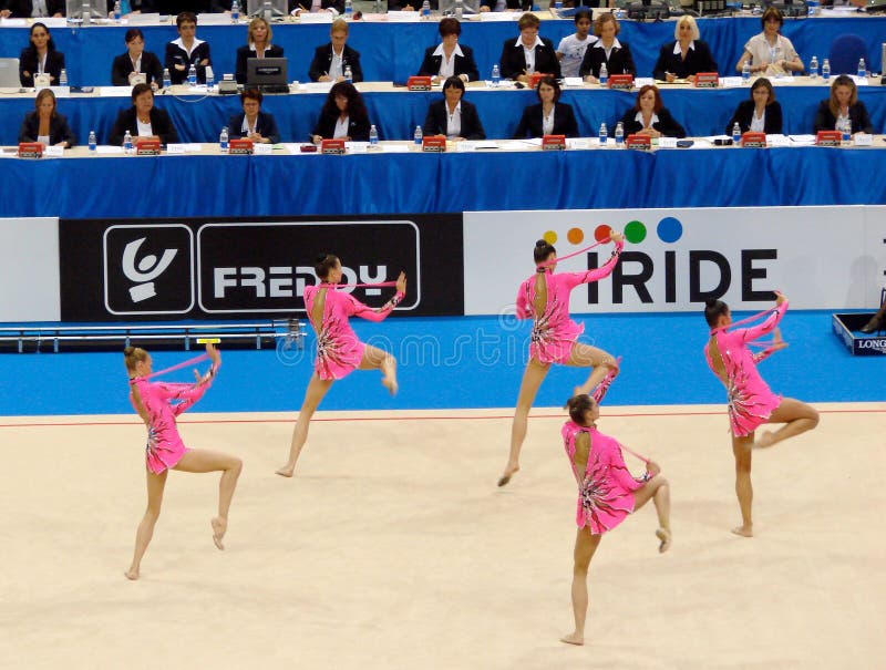 Gymnastique Rhythmique : La Russie Photo éditorial - Image du ...