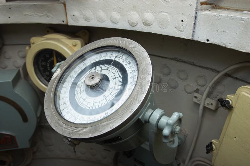 Gyrokompas stock foto. Image of meting, apparaat, oost - 1934834
