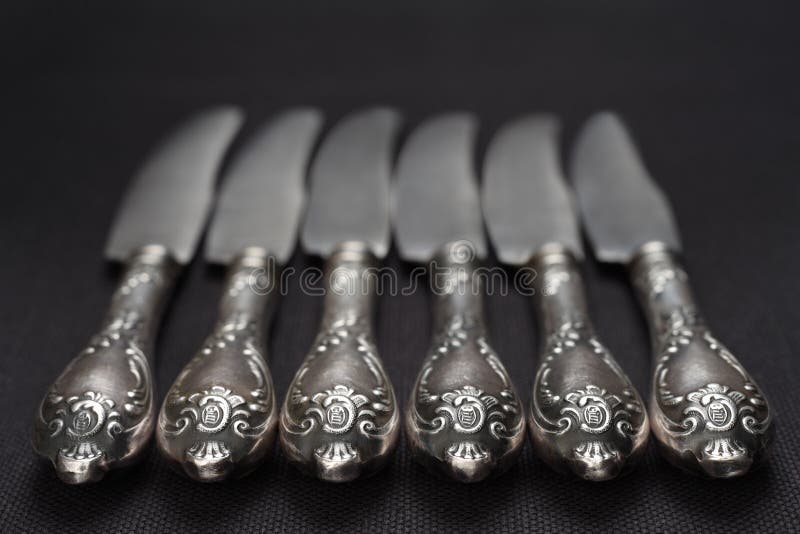 Höghus Under Konstruktion Med Kranen Och Den Konkreta Pumpen ...