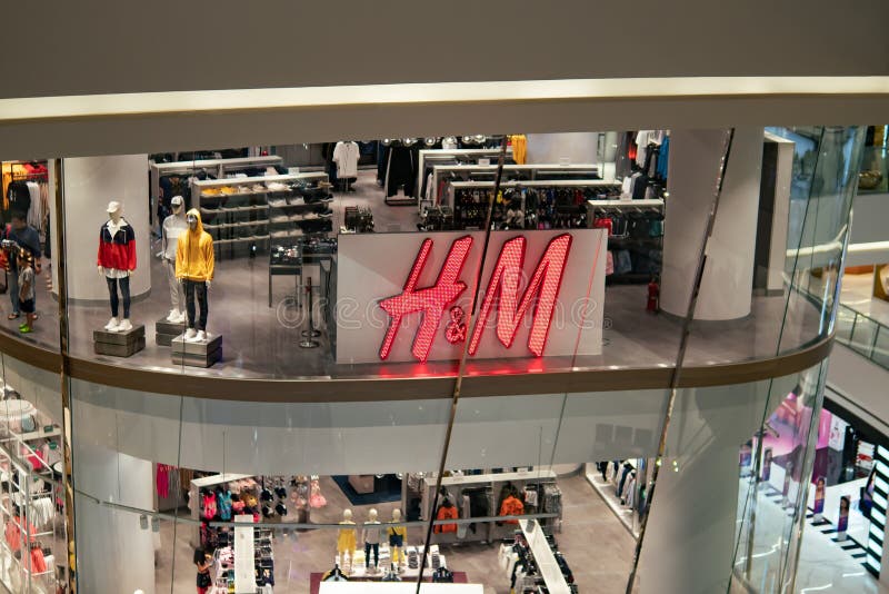 H and M Logo in Front of the Shop Editorial Photo - Image of design ...