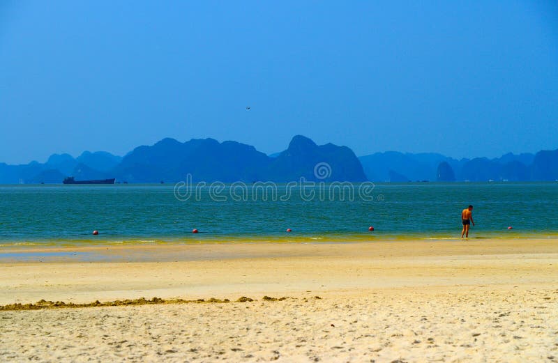 Ha long bay beach Vietnam editorial photography. Image of coast - 55120377