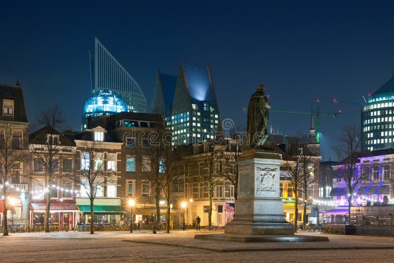 Den Haag im Winter stockbild. Bild von gebäude, schnee - 15808523