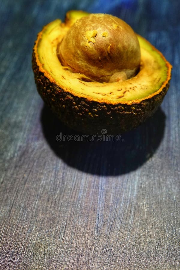 Haas Avocado Cutted in Half Stock Photo - Image of fruit, haas: 314281798