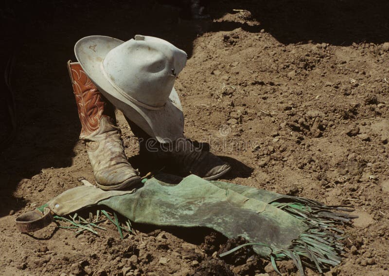 Tenue de cowboy image stock. Image du vacher, ranch, initialisations ...