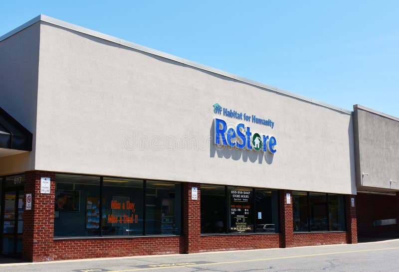 Habitat for Humanity ReStore Editorial Image - Image of chain, donated ... Habitat for Humanity ReStore Editorial Image - Image of chain, donated ...