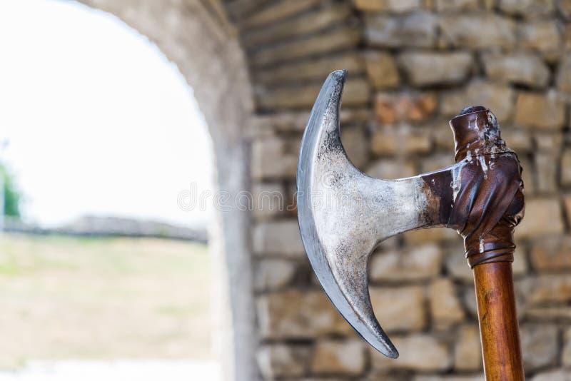 Hacha antigua imagen de archivo. Imagen de metal, medieval - 47340959