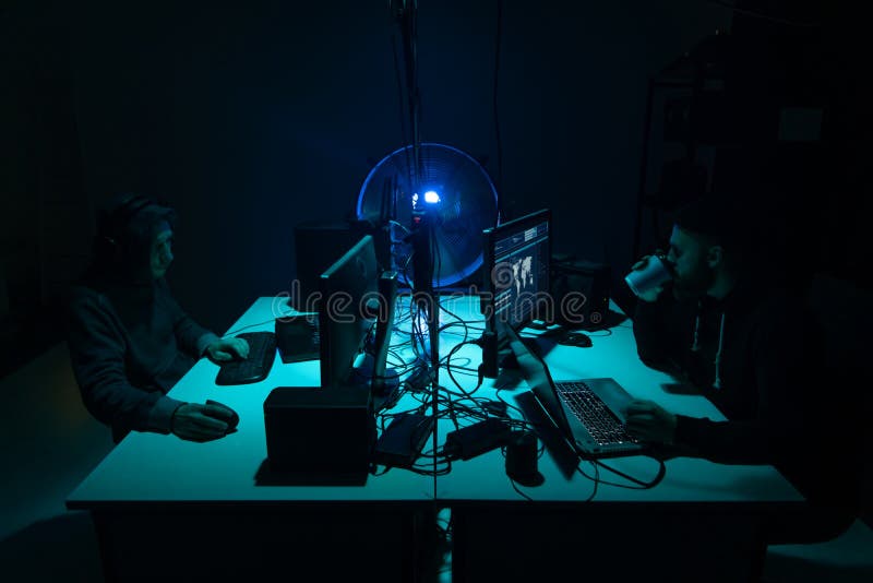 Hackers Breaking Server Using Multiple Computers and Infected Virus ...