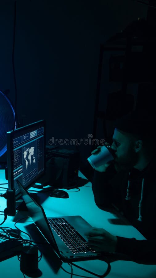 Hackers Breaking Server Using Multiple Computers and Infected Virus ...